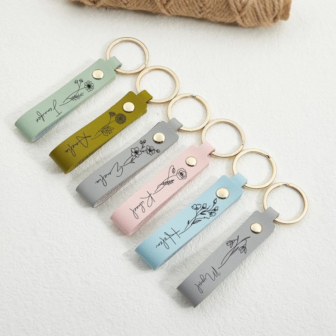Custom Name Keychain With Birth Flower, Floral Woman Keychain ...