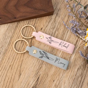 Personalized Woman Keychain, Custom Birth Flower Keyring With Name ...