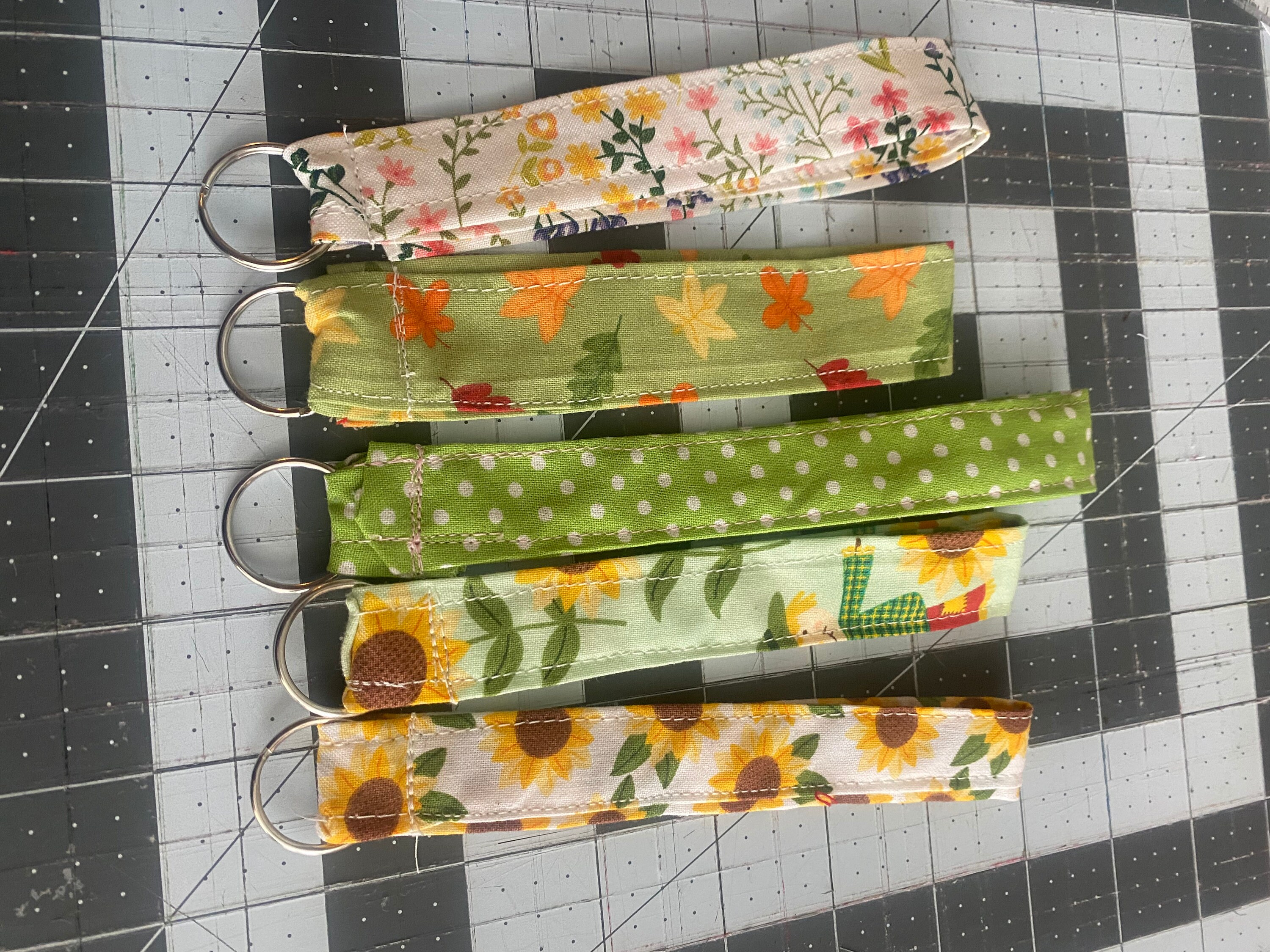 Wristlet Keychain, Fabric Key Chain, Key Ring, Unique Gift, Handmade ...