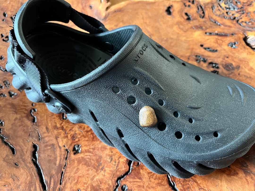 Croc Rock - Bronzite - Etsy