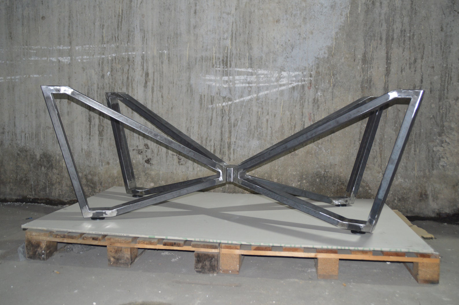 Handmade Dining Table Base Spider Design for Your Unique - Etsy