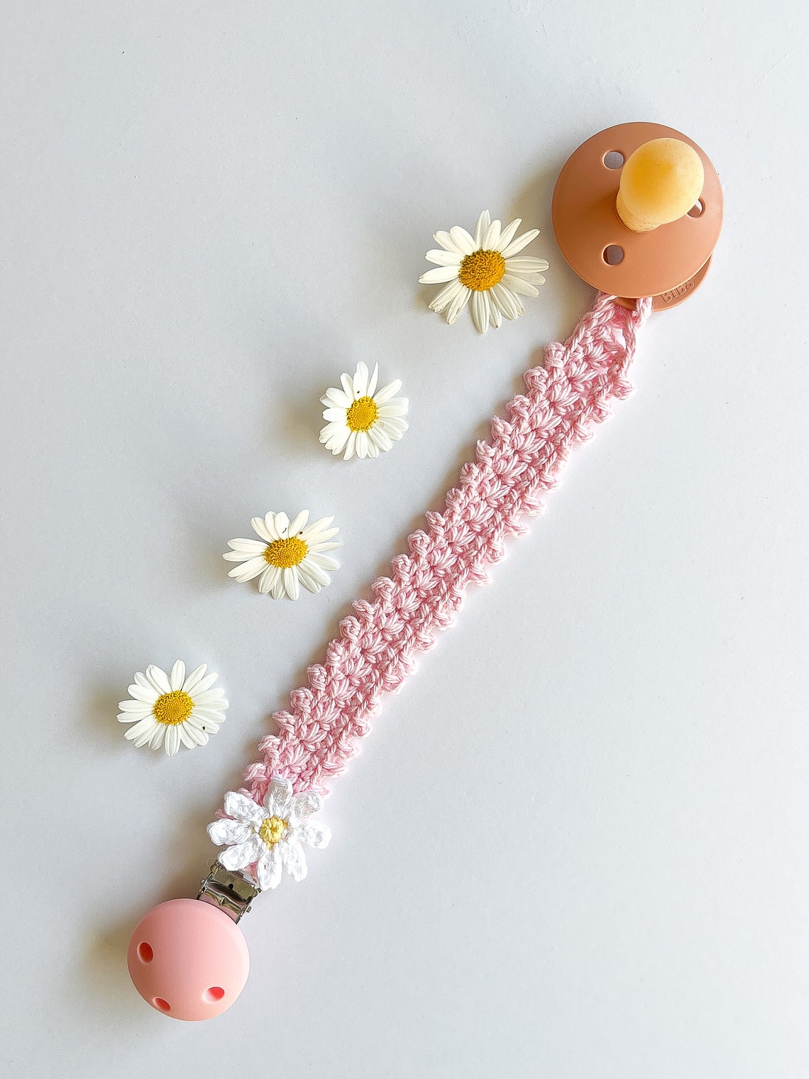 Daisy Dummy Chain Crochet Pattern Pacifier Clip PATTERN - Etsy