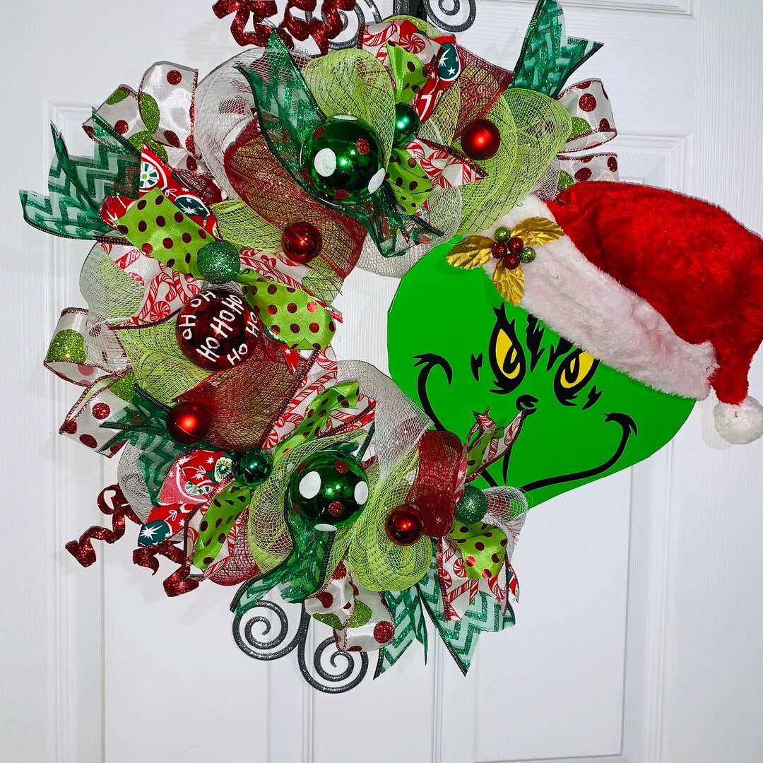 Cheerful Grinch Wreath: Spread the Grinchmas Spirit With This Festive ...