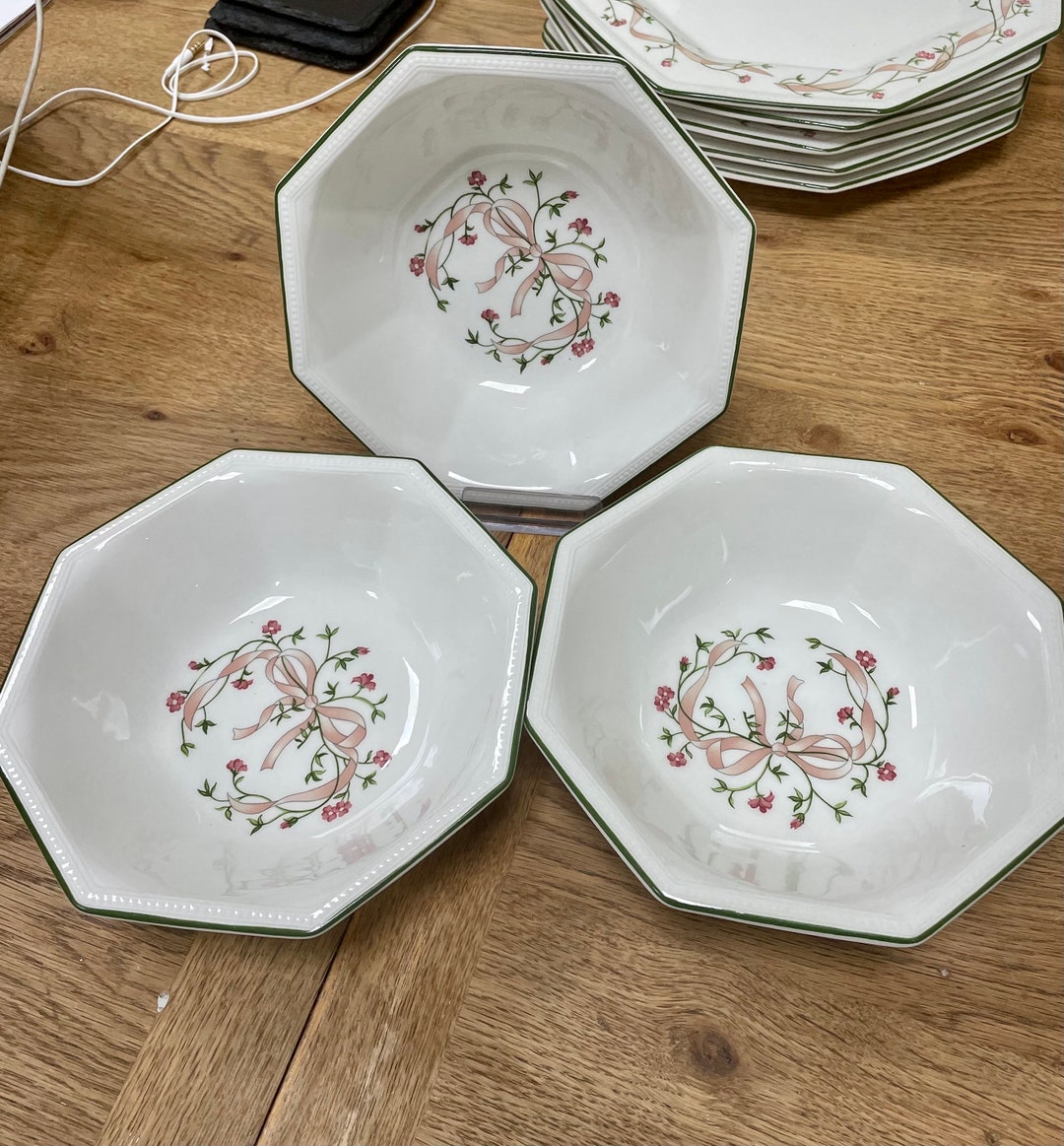 Eternal Beau Breakfast Cereal Bowls Set of 3 1980s Ribbons and Bows ...