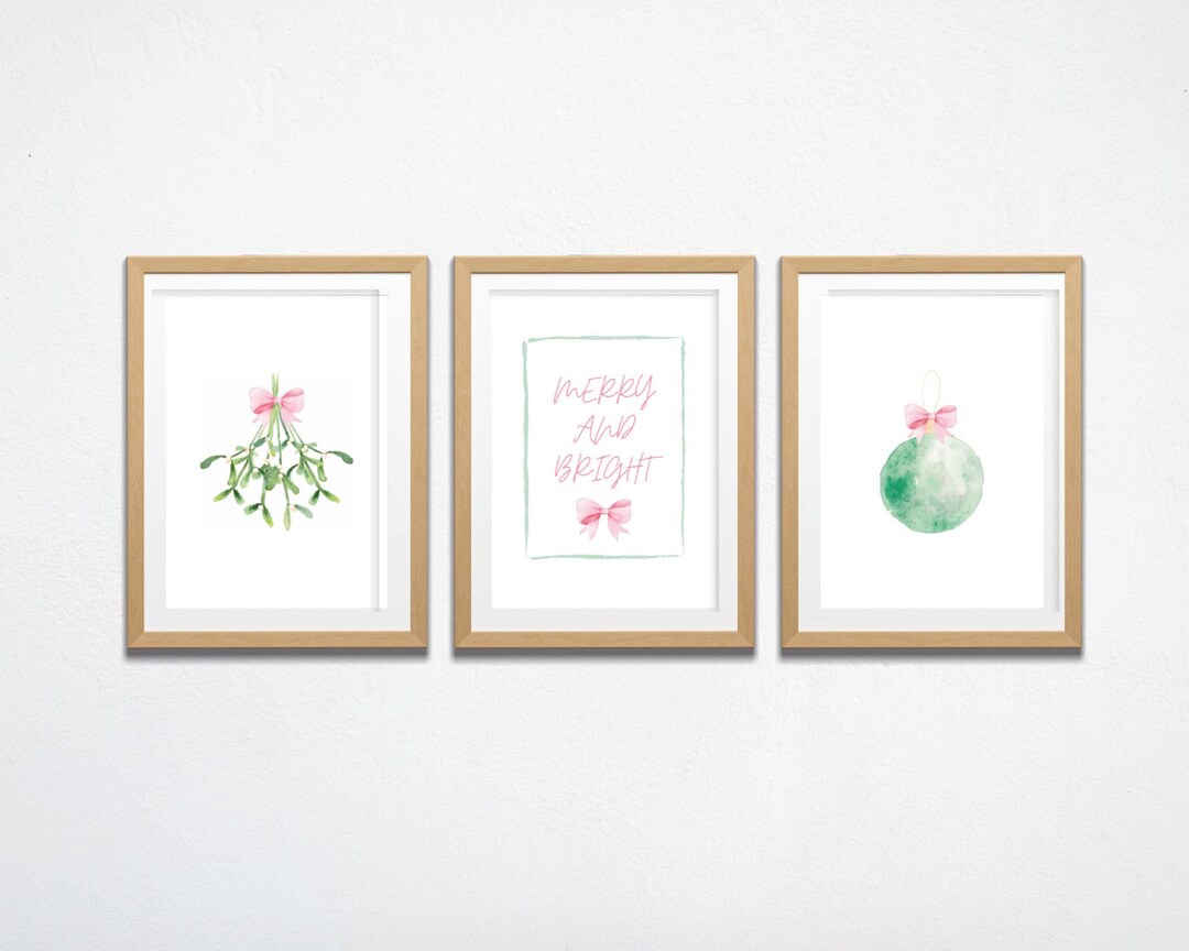 Printable Pink Bow Mistletoe and Bauble Wall Art Set of 3 Modern ...