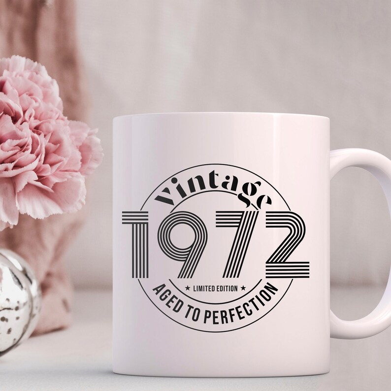 Born in 1972 SVG Born in 1972 PNG 1972 Retro Svg Vintage - Etsy Canada
