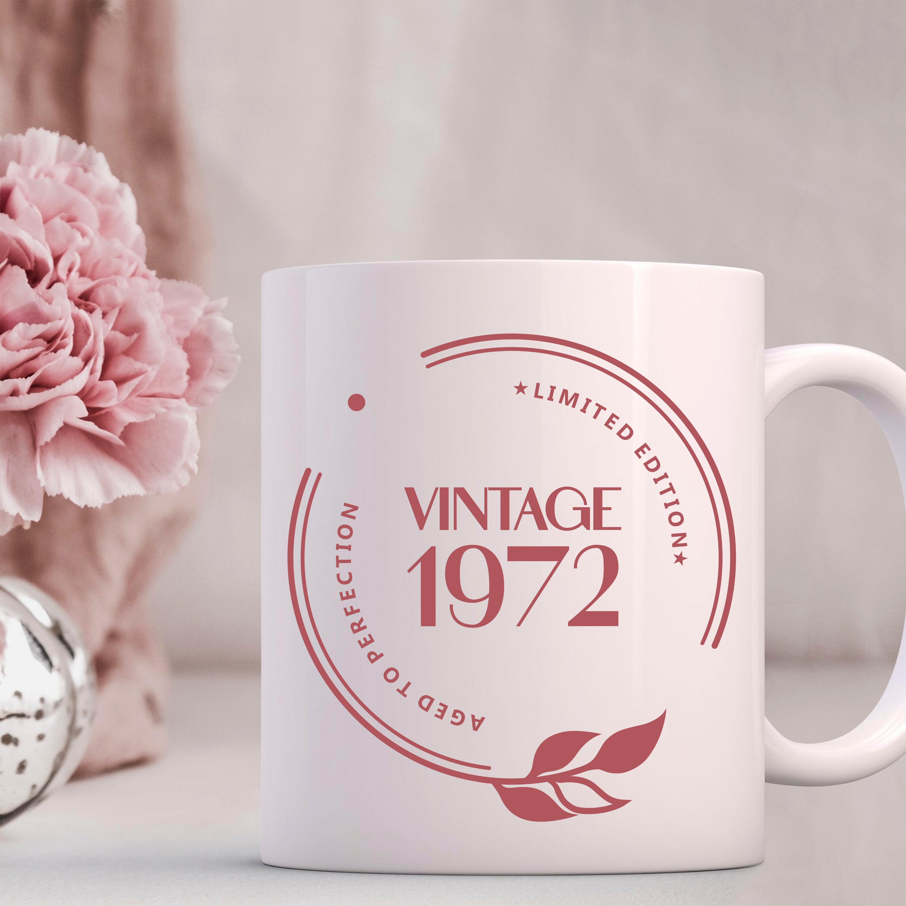 Born in 1972 SVG Born in 1972 PNG 1972 Retro Svg Vintage - Etsy