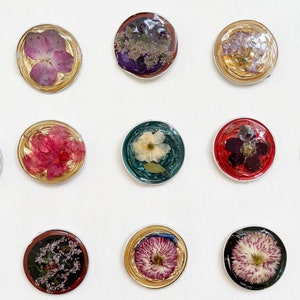 Pressed Flower Magnets Made From Real Flowers and Upcycled Nespresso ...