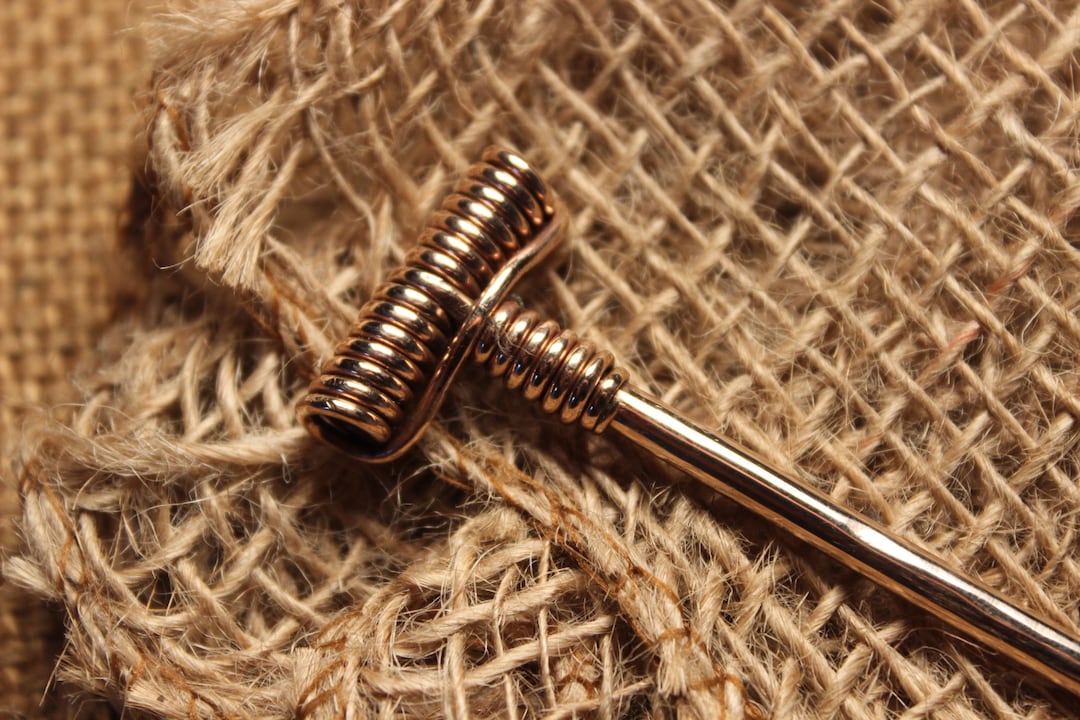 Aunjetitzer Aunjetitz Bow Needle Garment Needle Early Bronze Age Bronze ...