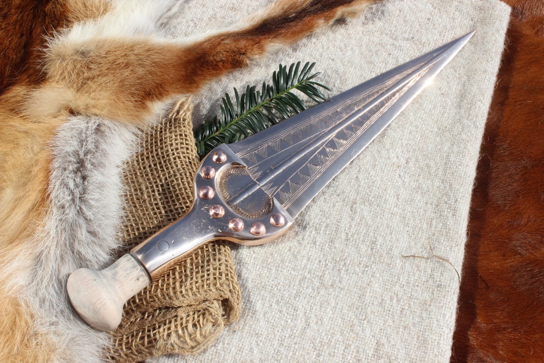 Handle Dagger Bronze Dagger Full Handle Dagger Early Bronze Age Early ...