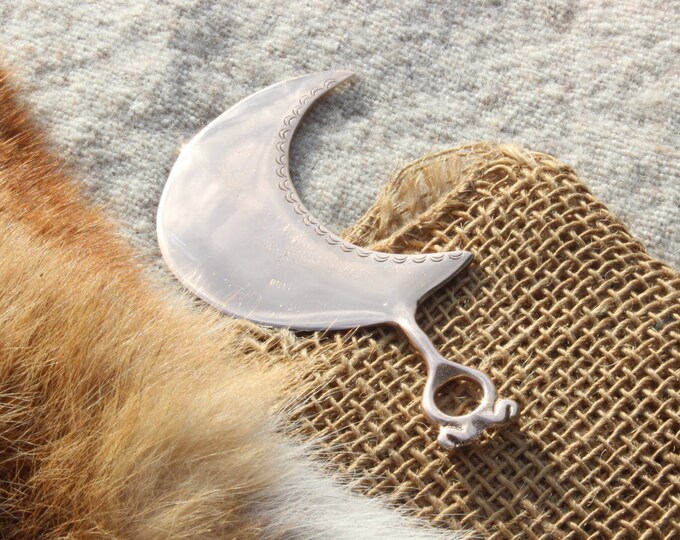 Bronze Age Razor/knife Late Bronze Age Bronze Blade 1000-650 BC. Bronze ...