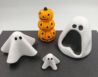 Ghost Trinket Set - Etsy