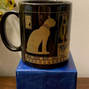 Vintage Black & Gold Egyptian Mugs, Nefertiti/ King Tut/ Cat/pharaoh ...