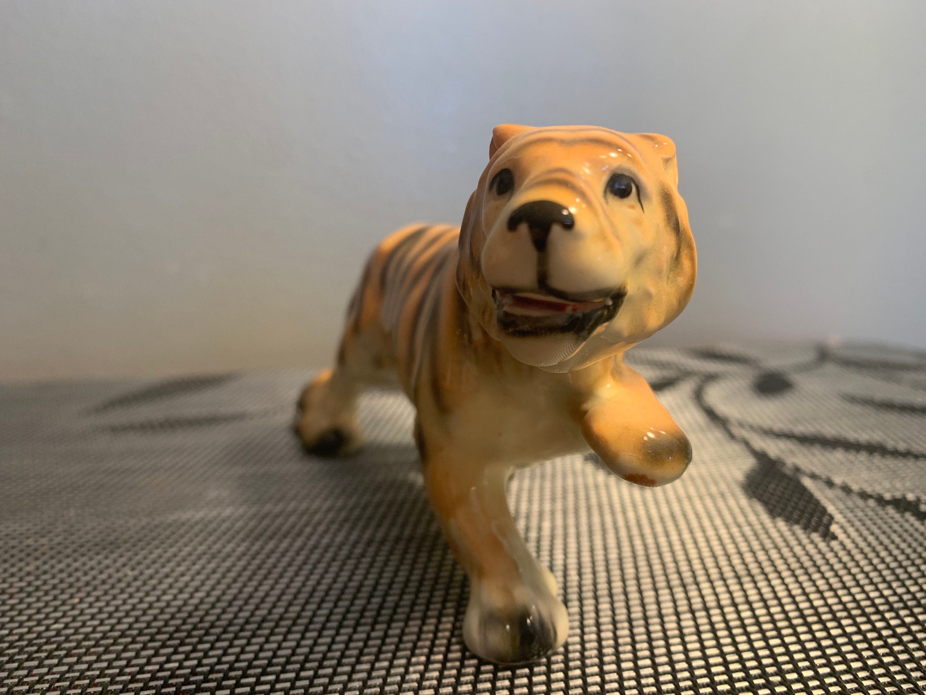 Vintage Ceramic Tiger Figurine-made in Japan - Etsy