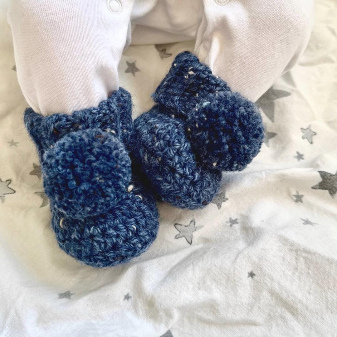 READY TO SHIP | Crochet Pom Pom Baby Booties, Cot Shoes, Pregnancy ...