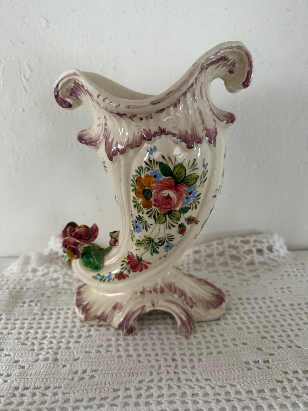 Italian Cornucopia Vase Vintage - Etsy
