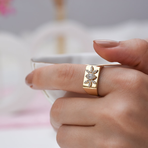 Little Finger Ring - Etsy