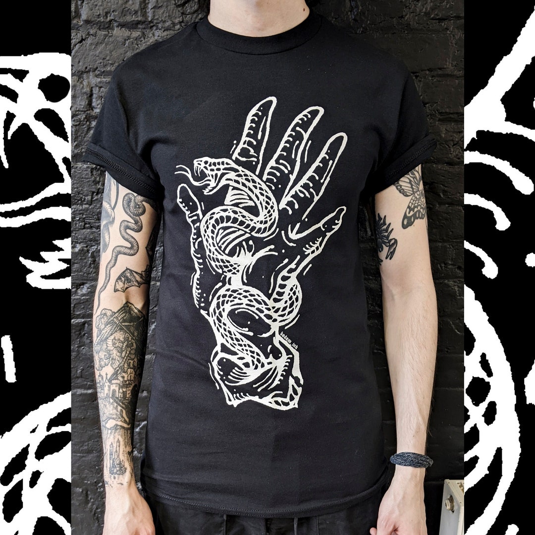 Medieval Etching Woodcut Style -snake Through Hand-occult & Gothic ...
