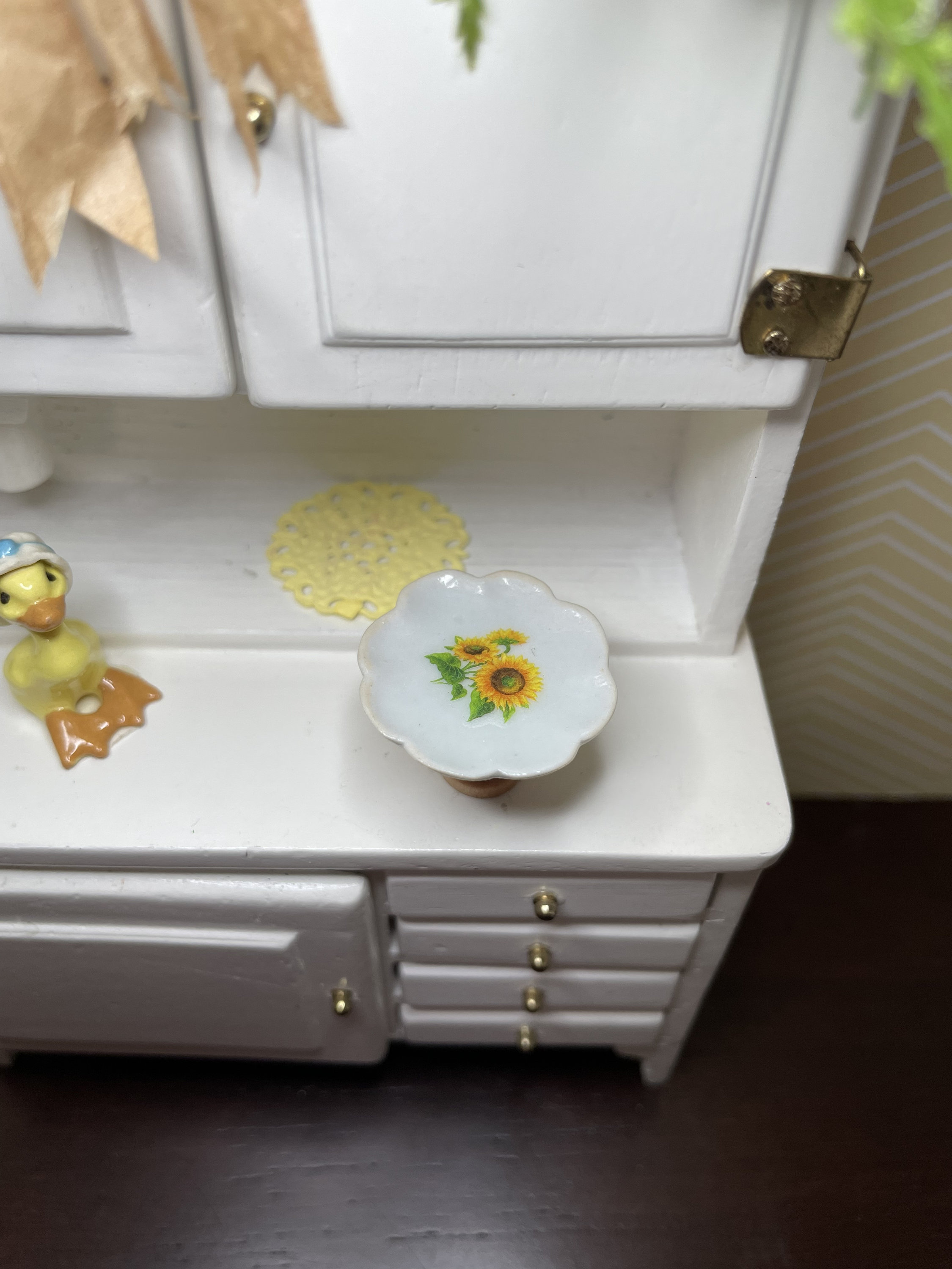 Mini Dollhouse Sunflower Pedestal Cake/dessert Stand Sunflower - Etsy