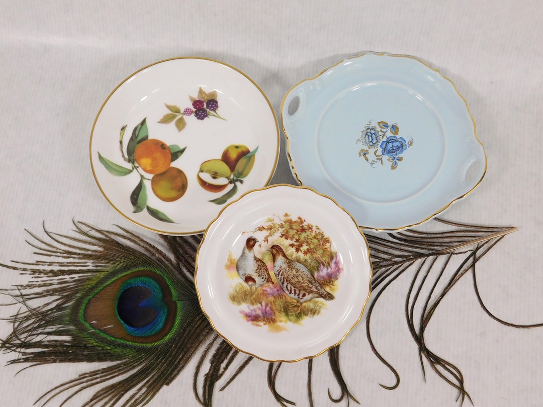 Set of Small Porcelain Plates for Rings. Collectable Miniature Plates ...