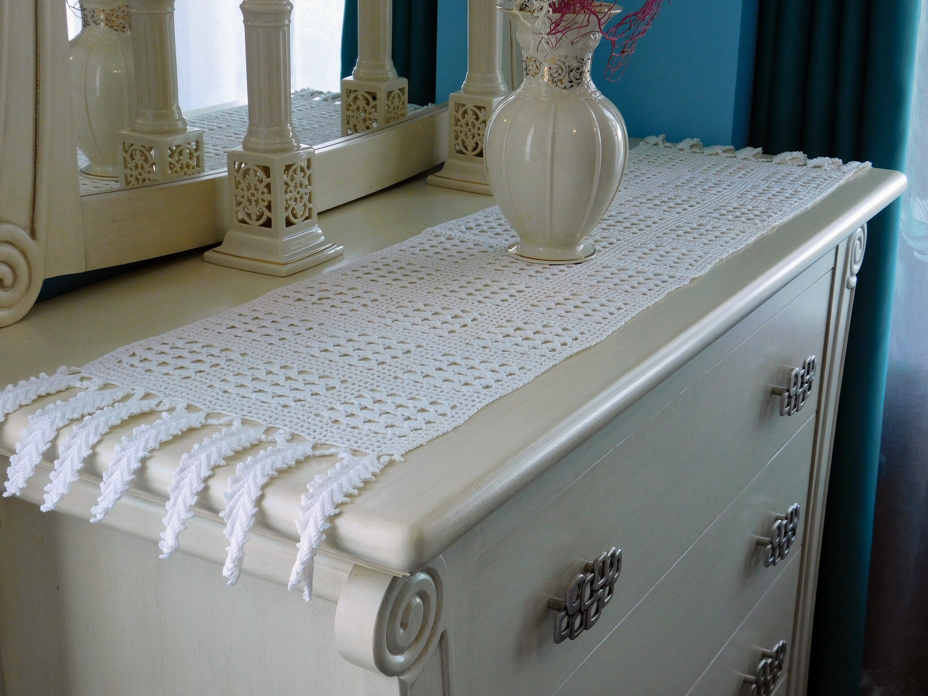 White Crochet Mantel Scarf. Table Runner. Fireplace Runner. - Etsy