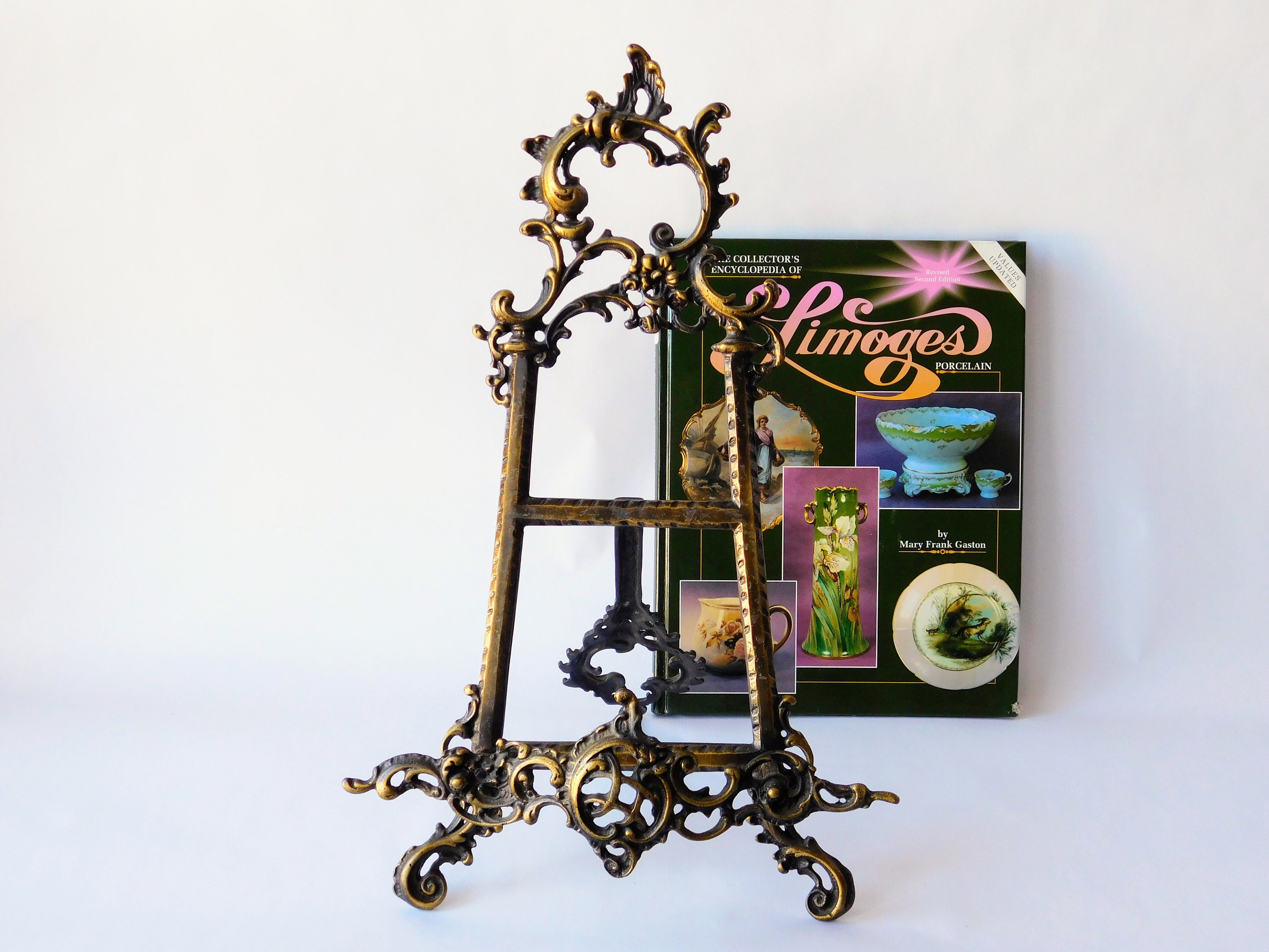 Vintage Luxury Brass Frame Stand for Plates, Pictures, Icon, Bible ...