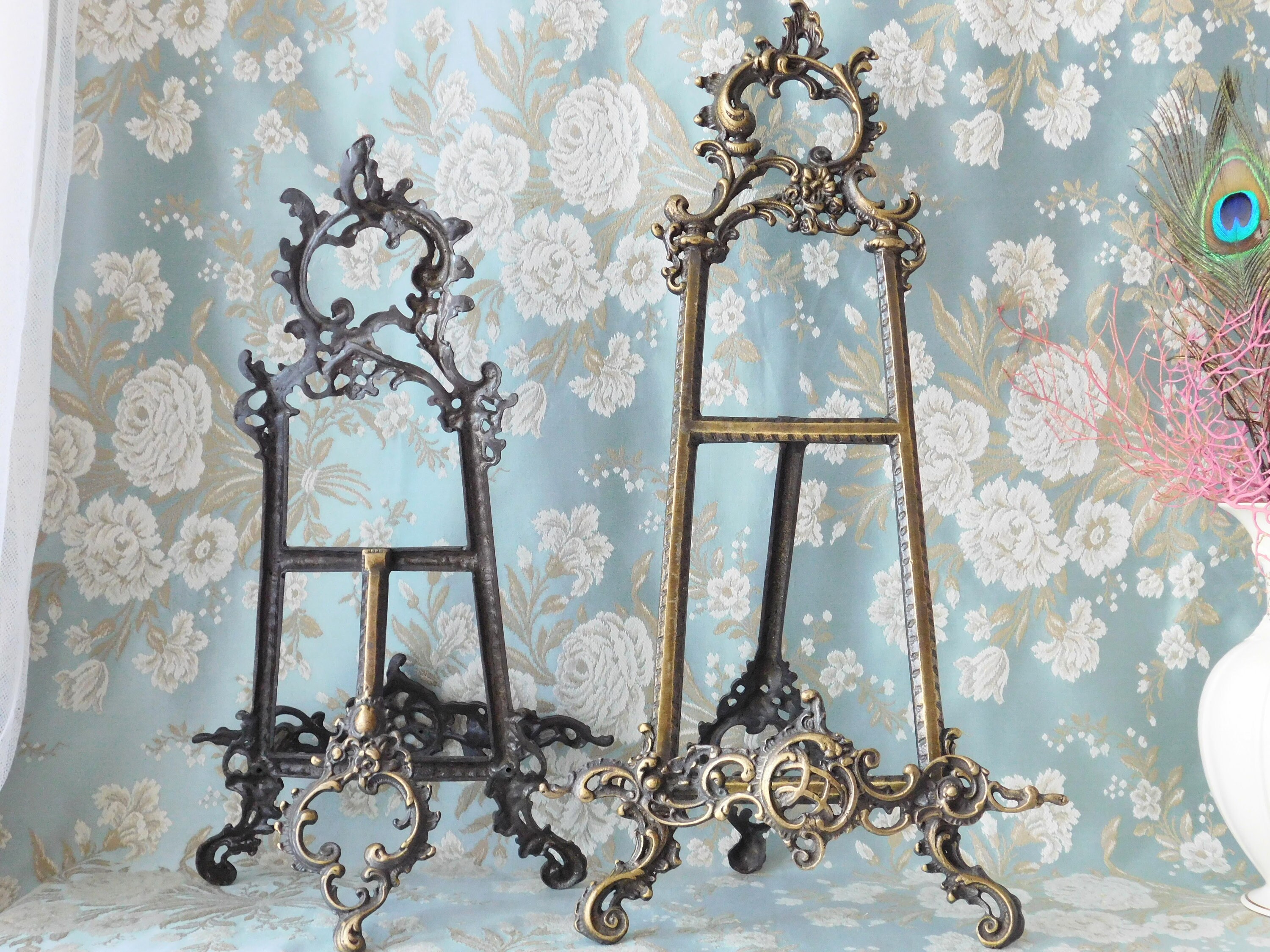 Vintage Luxury Brass Frame Stand for Plates, Pictures, Icon, Bible ...