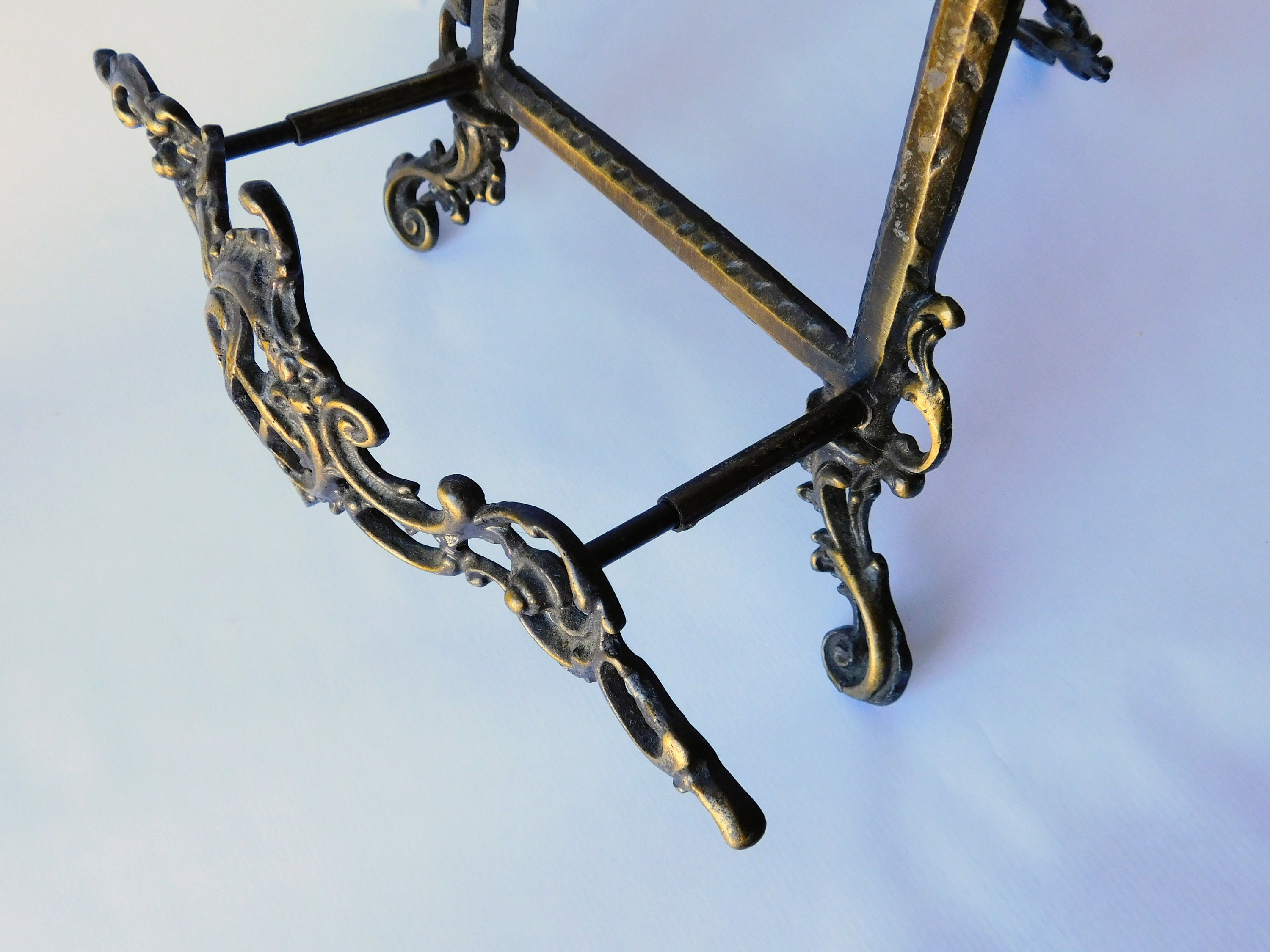 Vintage Luxury Brass Frame Stand for Plates, Pictures, Icon, Bible ...