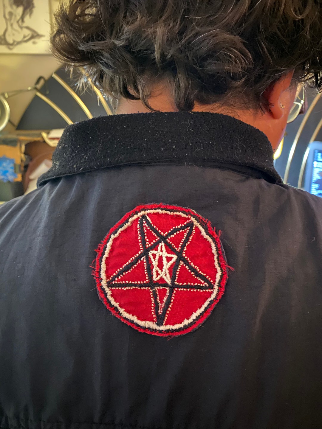 Parche de pentagrama bordado que brilla en la oscuridad - Etsy México