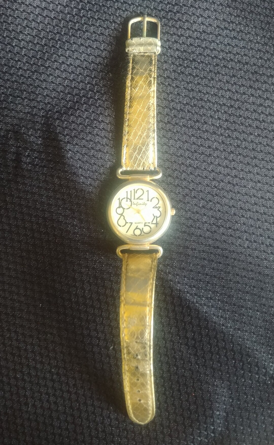 Large Pearl Faced Lady's Infinity Quartz Analog Watch Newly Replaced ...