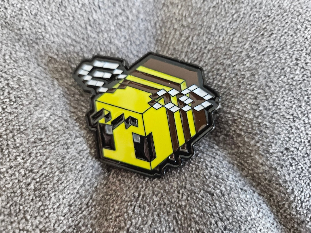Minecraft Bee - Large Soft Enamel Pin - Etsy