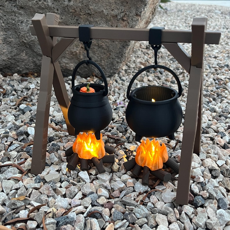 Miniature LED Campfire | 1:6 Scale Dollhouse Fire Prop - Etsy
