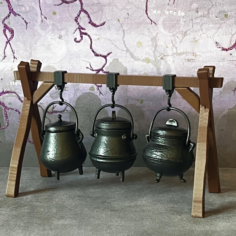 Miniverse Cauldron Rack Kit: 3D Printed Display, DIY Assembly ...