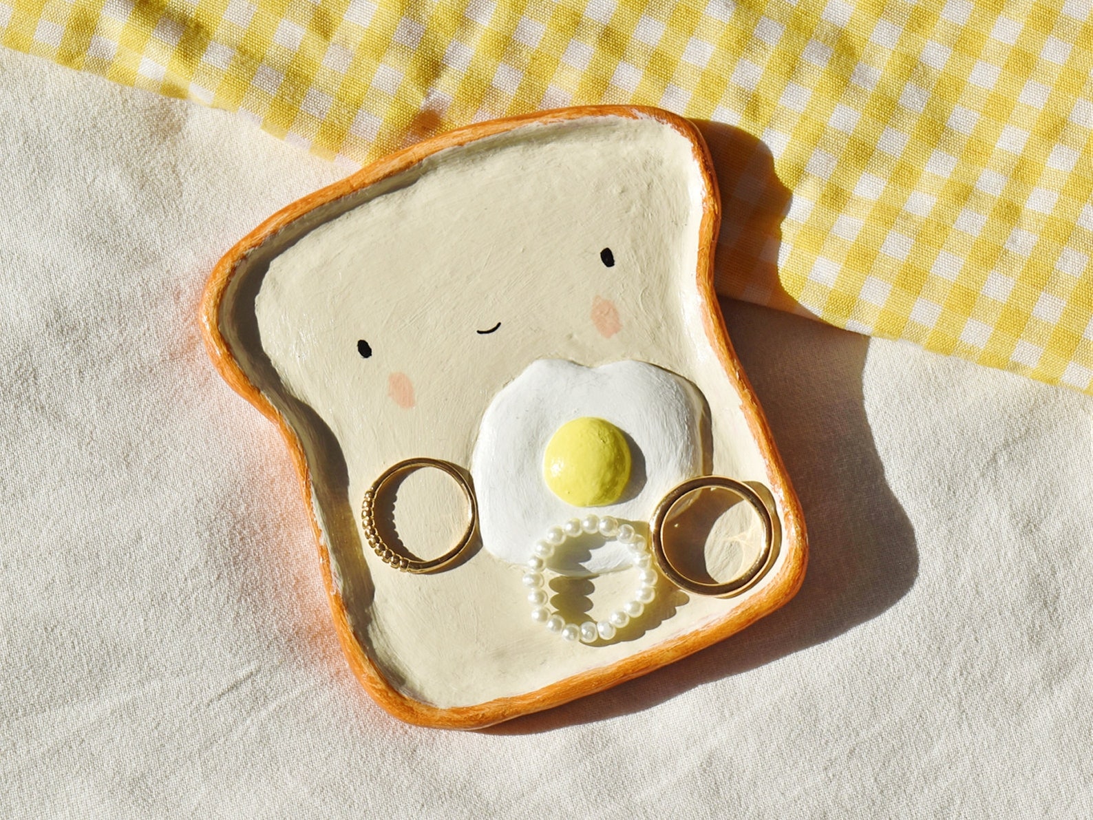 Fried Egg Bread Clay Tray - Ceramic Bread Tray, Toast Plate Ring Dish ...