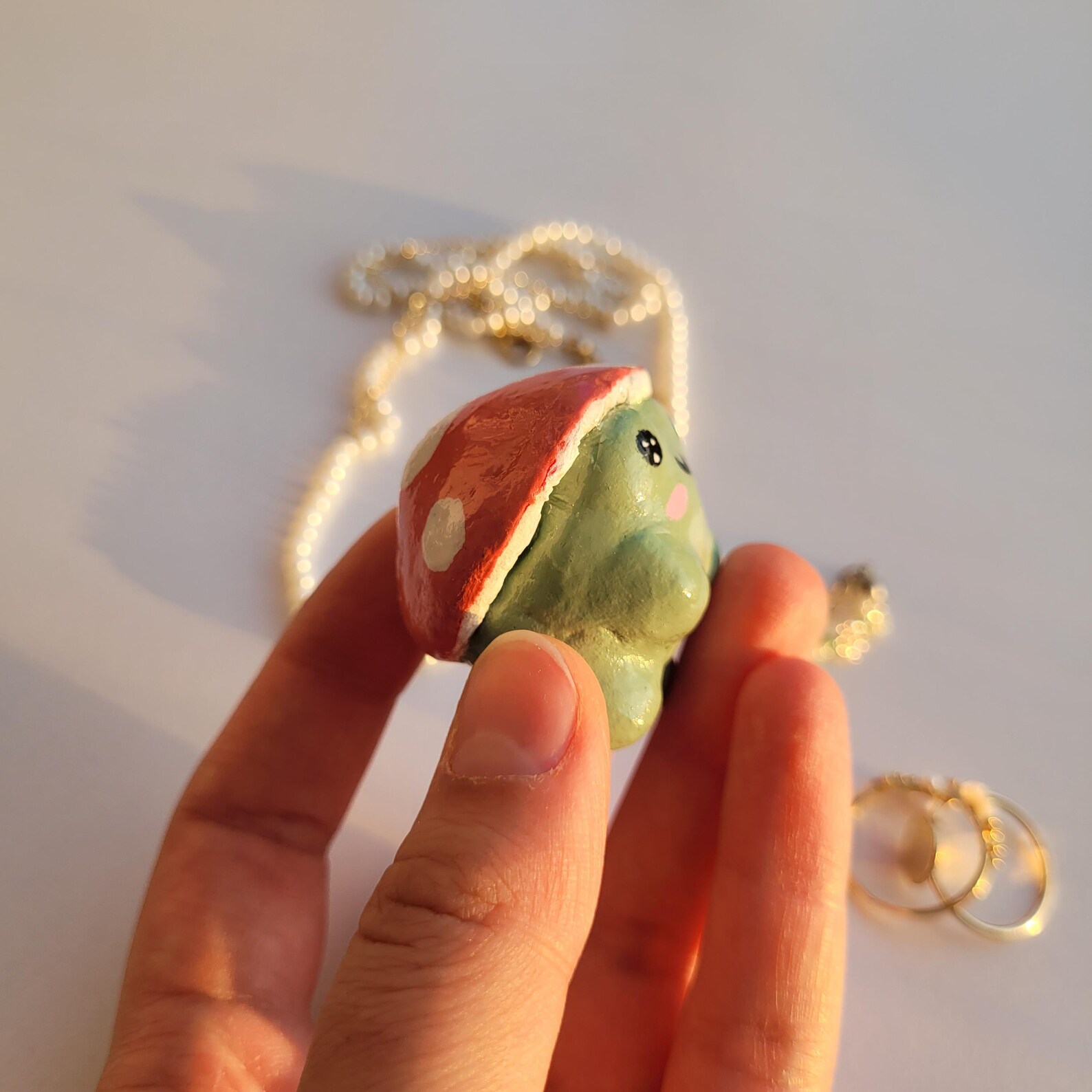 Clay Frog Figure Mushroom Figurine , Tiny Frog Stand Clay Froggy ...