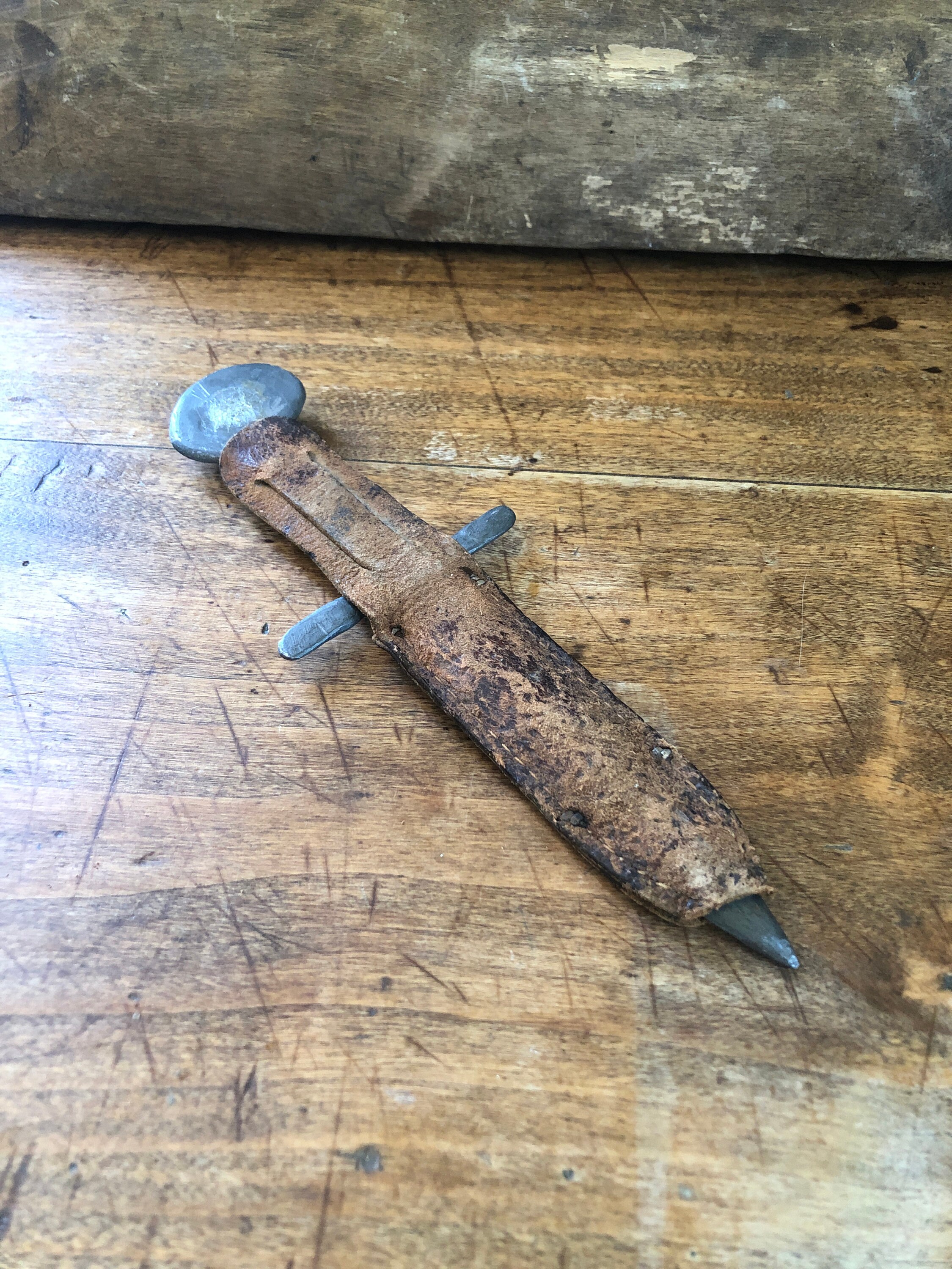 Hand Forged Rustic Dagger Leather Sheath Set Display - Etsy