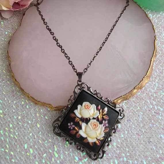 Toshikane Cream Roses and Golden Leaves Sterling Silv… - Gem