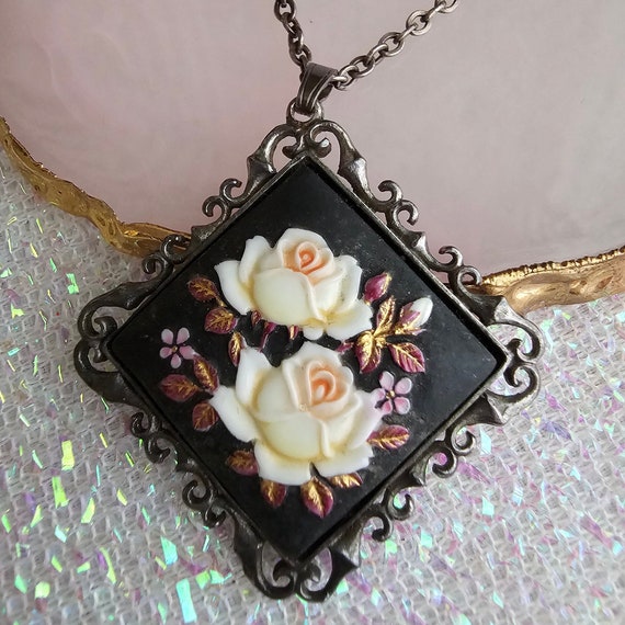 Toshikane Cream Roses and Golden Leaves Sterling Silv… - Gem