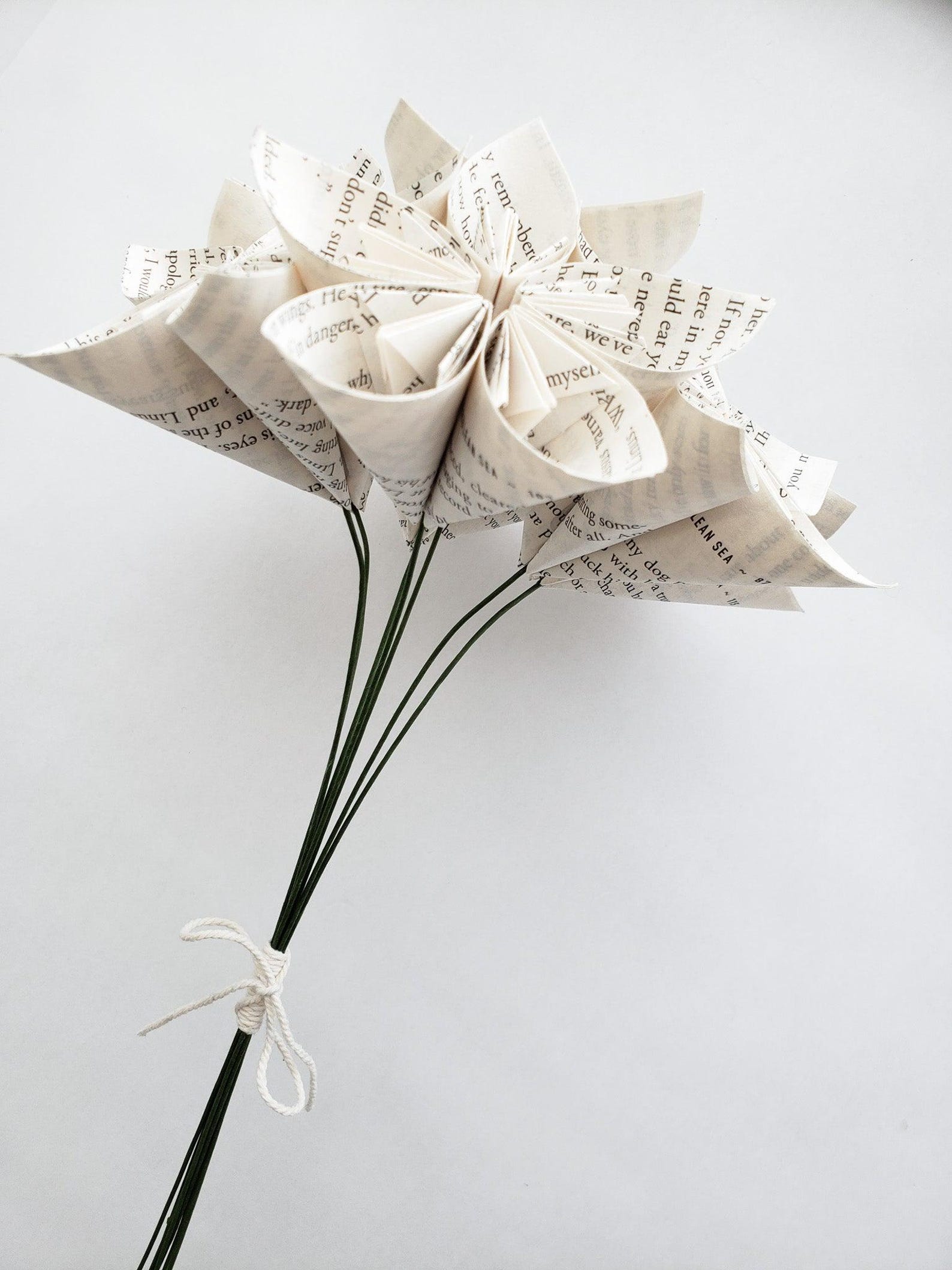 Book Page Paper Flower Bouquet - Starflowers - Etsy