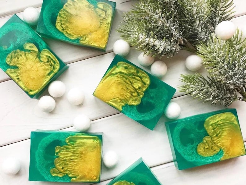 Christmas Soap Gift Set With Wooden Dish: Handmade Holiday Soap Bar - Etsy