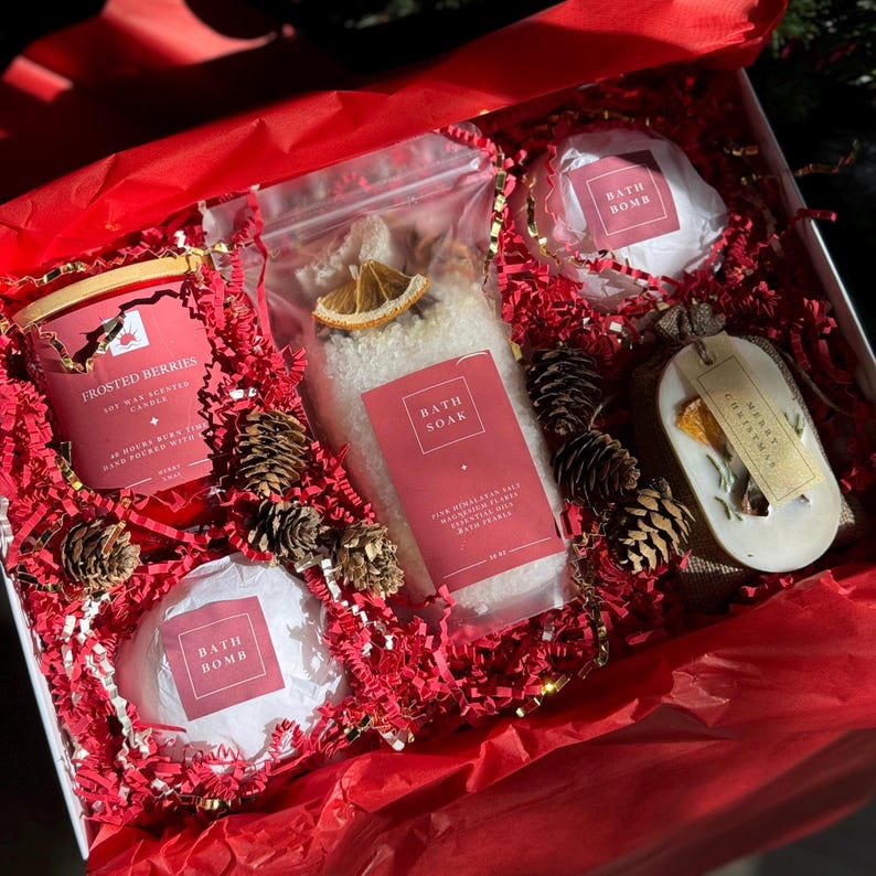 Luxury Christmas Gift Box – Deluxe Spa Gift Set With Bath Bombs ...
