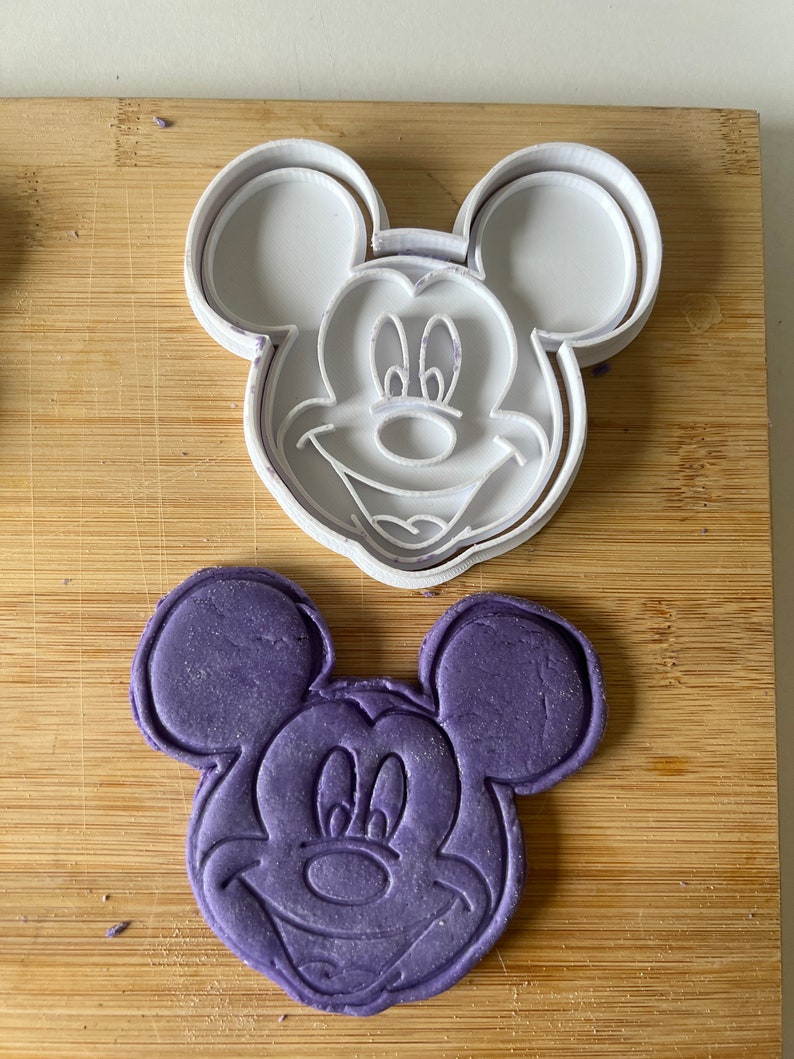 Mickey AND Minnie Mouse Cookie Cutters Biscuit Fondant Cutter Embosser ...