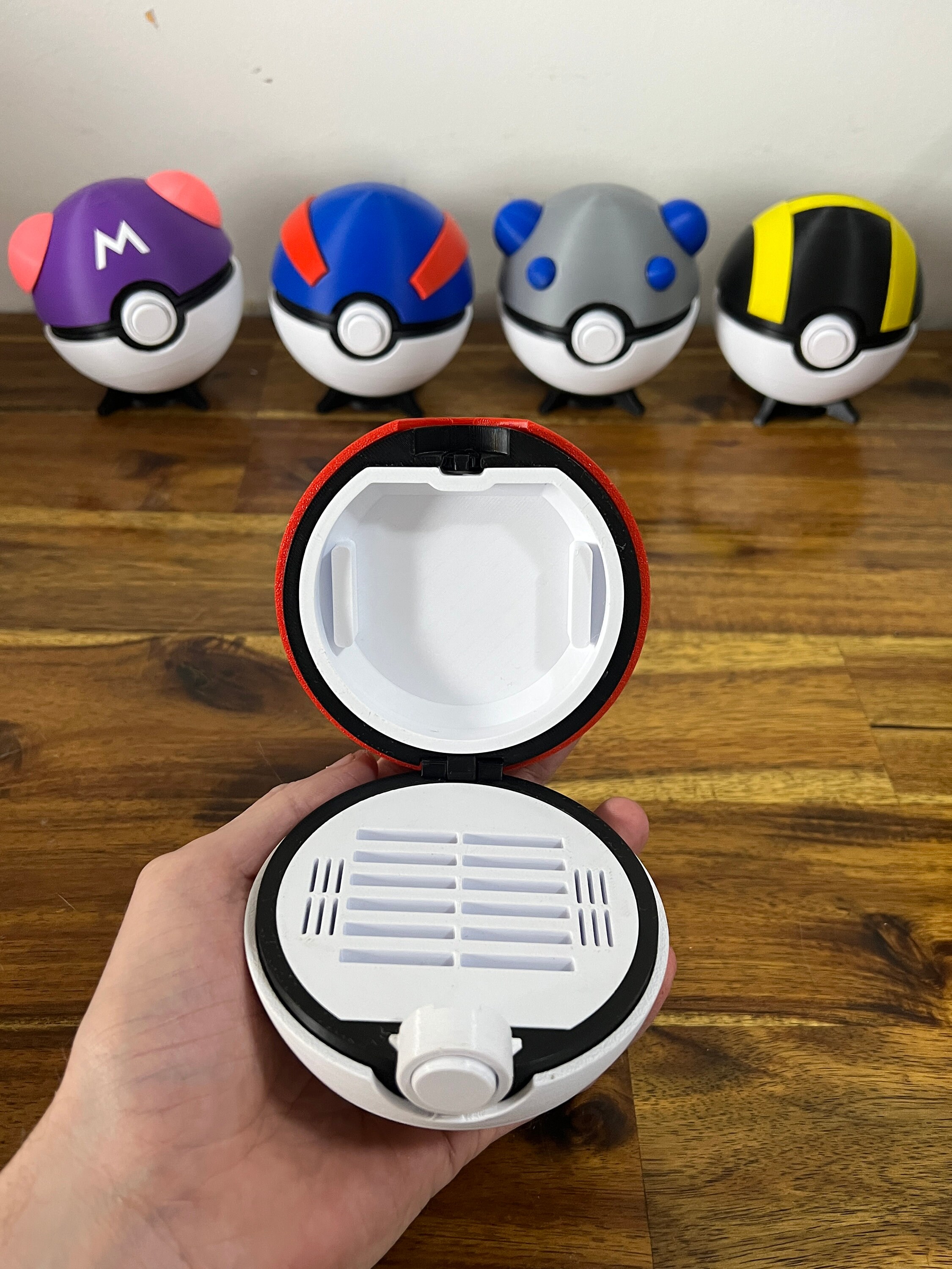 Pokeball Nintendo Switch Game Storage. Pokeball, Great Ball, Ultra Ball ...