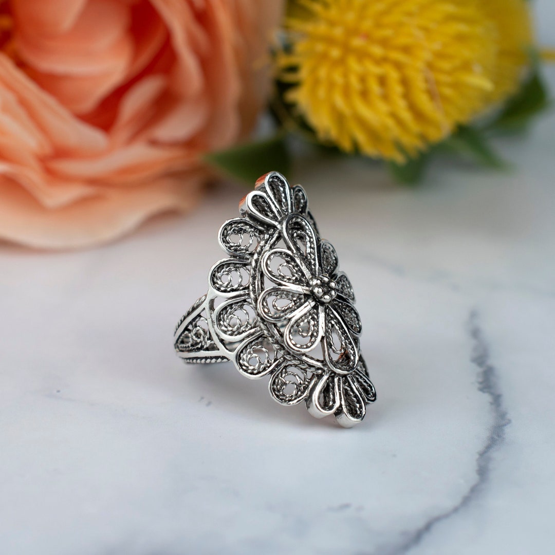 Hand Crafted Lace Filigree Ring Flower and Leaves Cocktail - Etsy