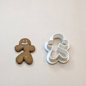 Gingerbread Man Mug Mate | Holiday Cookie Cutters | Christmas Gift Set ...