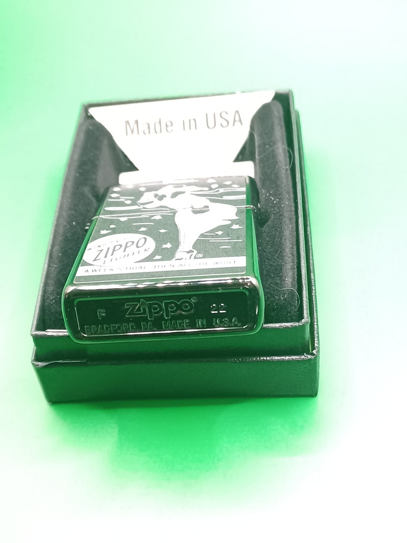 ZIPPO - Vintage Windy Design High Polish Black - Etsy