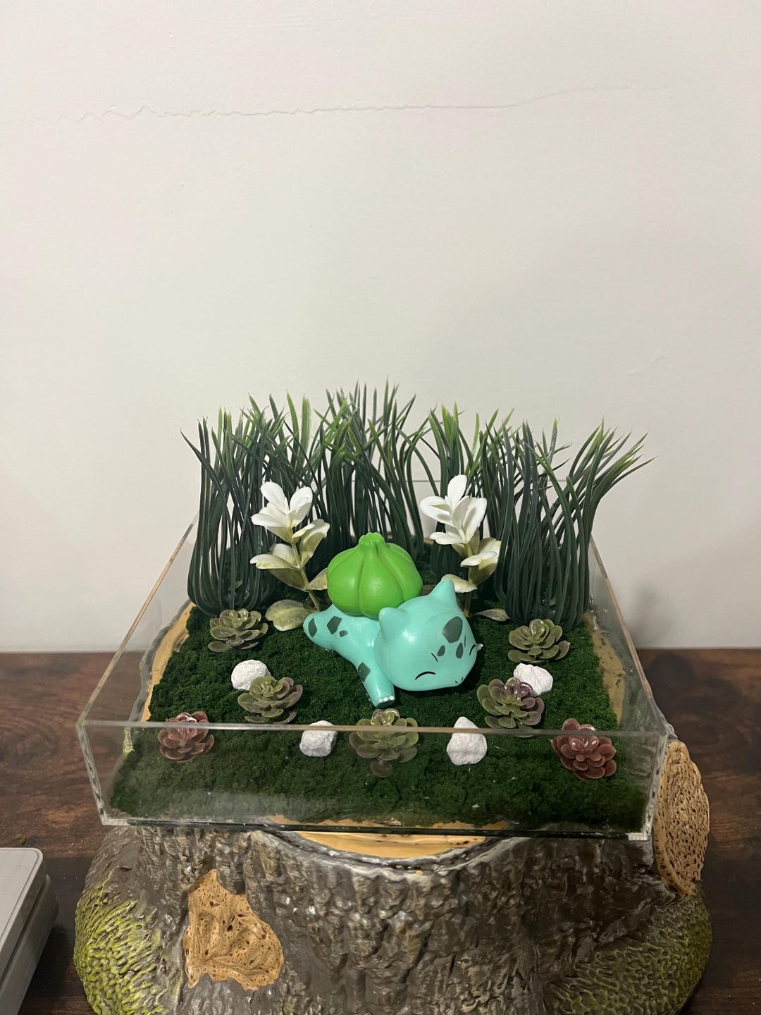 Sleeping Bulbasaur Starter Pokemon Acrylic Diorama Terrarium - Etsy