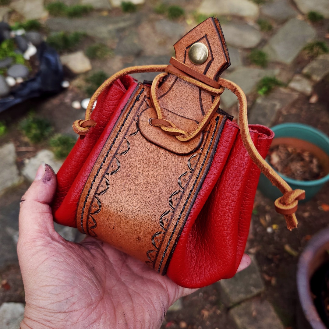 Custom Leather Dice Bag for Dnd, Bag of Holding, Draw String Pouch or ...