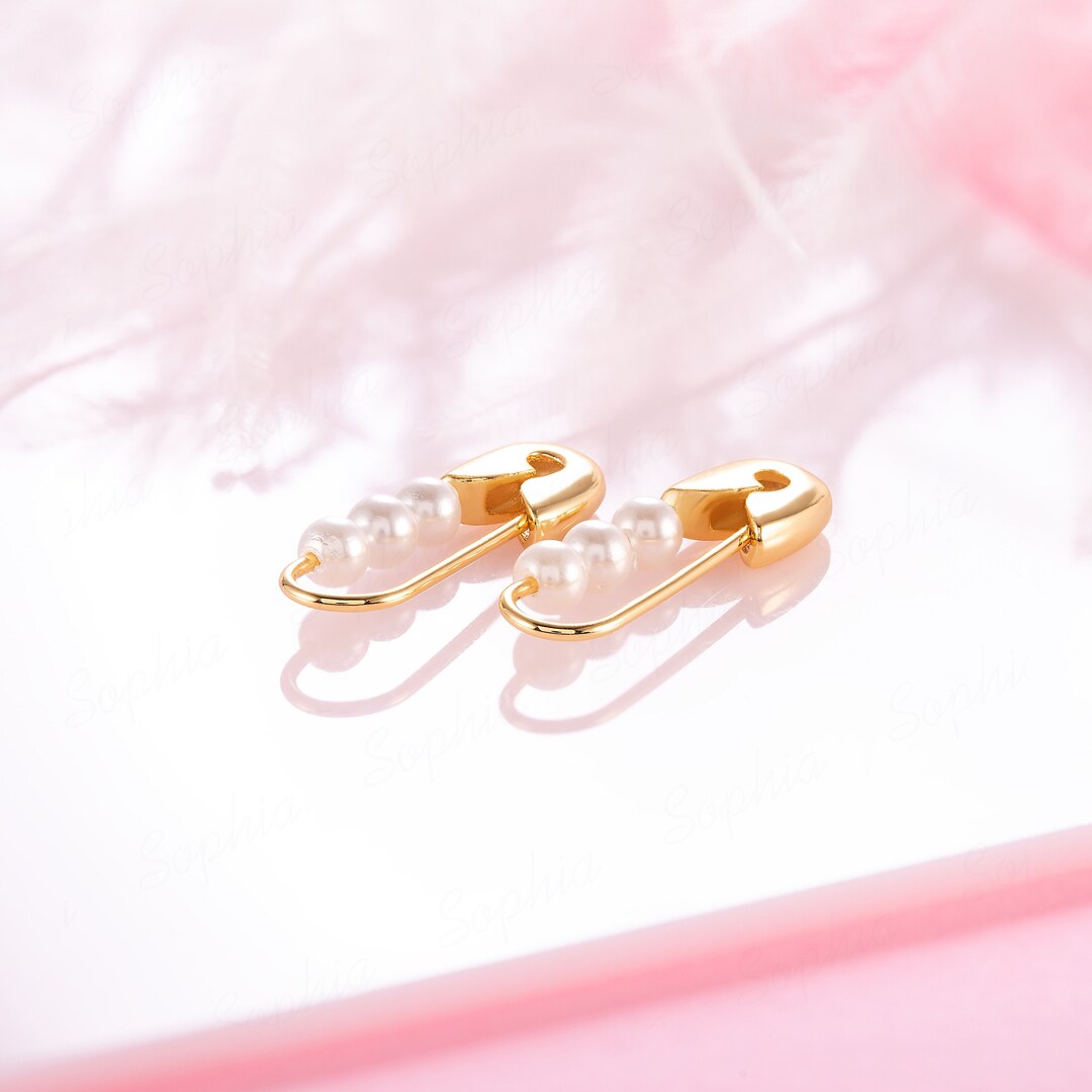 Safety Pin Hoop Earrings, 18K Gold Unique Pin With Pearls Earrings ...