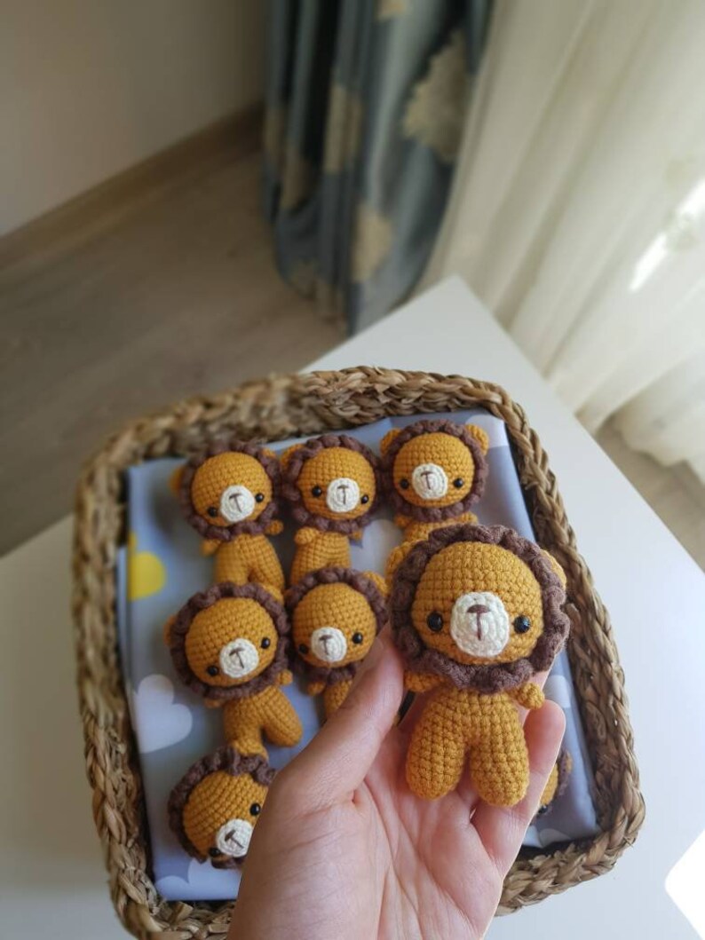 Amigurumi Lion Keychain, Miniature Lion Plushie, Stuffed Safari Animal ...